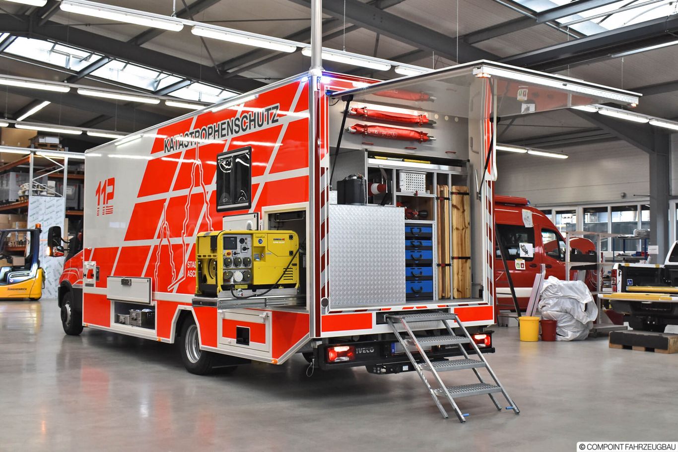 COMPOINT Fahrzeugbau - ELW Feuerwehr Trockau