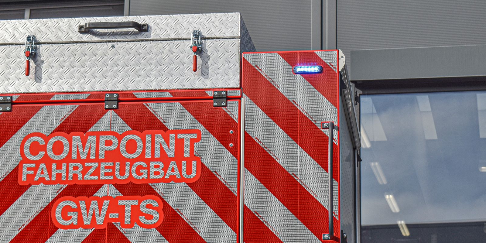 COMPOINT Fahrzeugbau - GW-Feuerlöscher BF Bonn